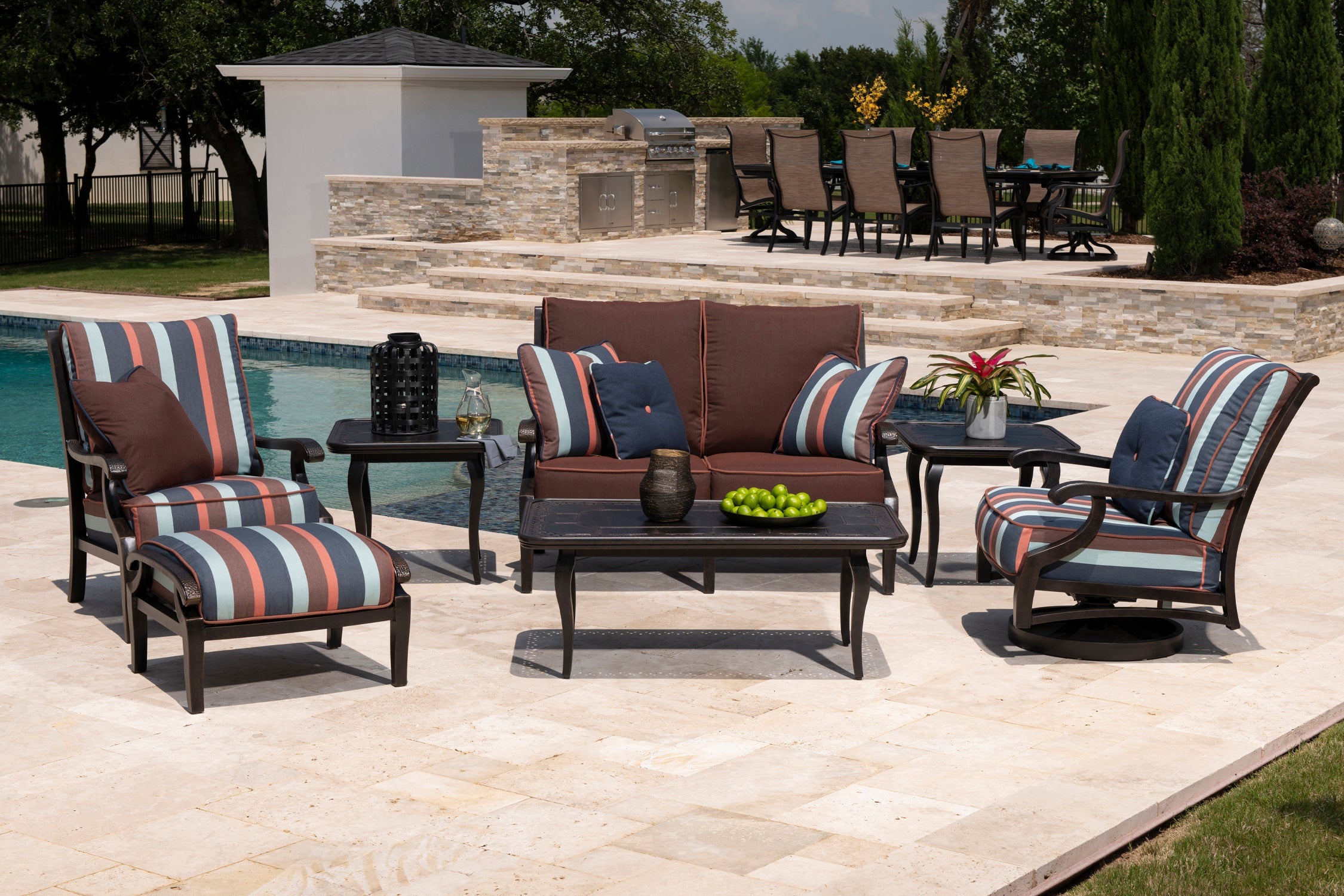 Turin by Mallin - Outdoor Furniture - Patio Furniture – Today's Patio